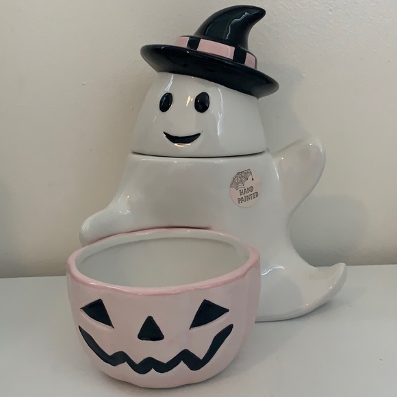 Cowebs & Cauldrons | Holiday | Halloween White Ghost With Pink Candy ...